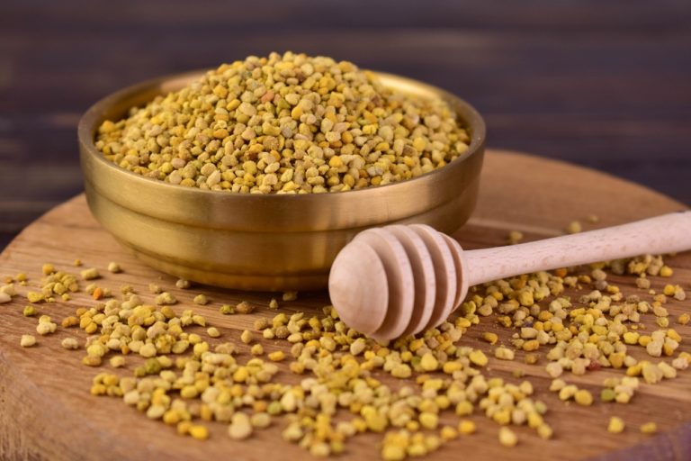 12 Amazing Health Benefits of Bee Pollen You Should Know